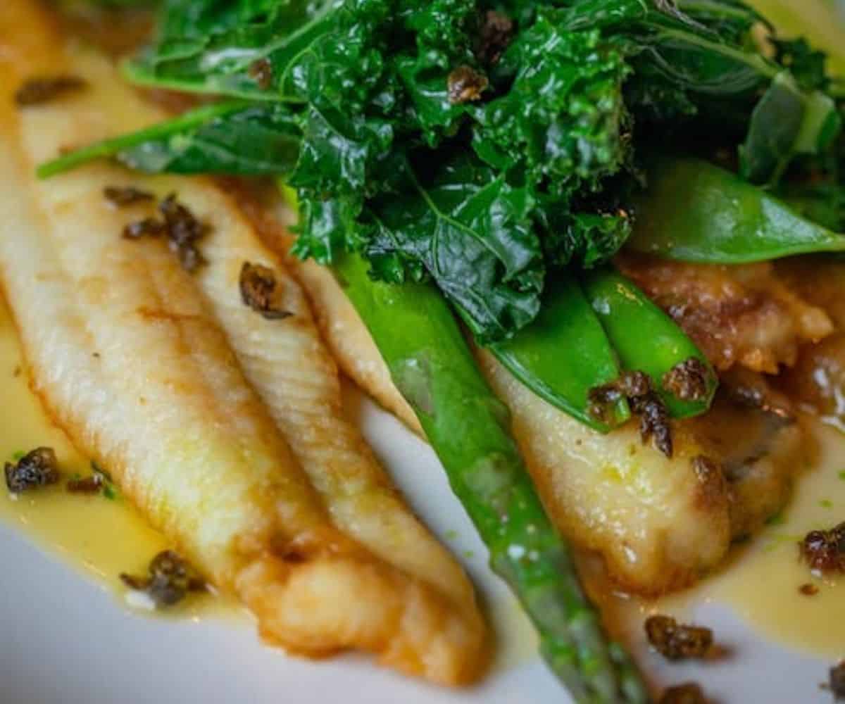 Filé de Peixe Assado: Prático e Saboroso